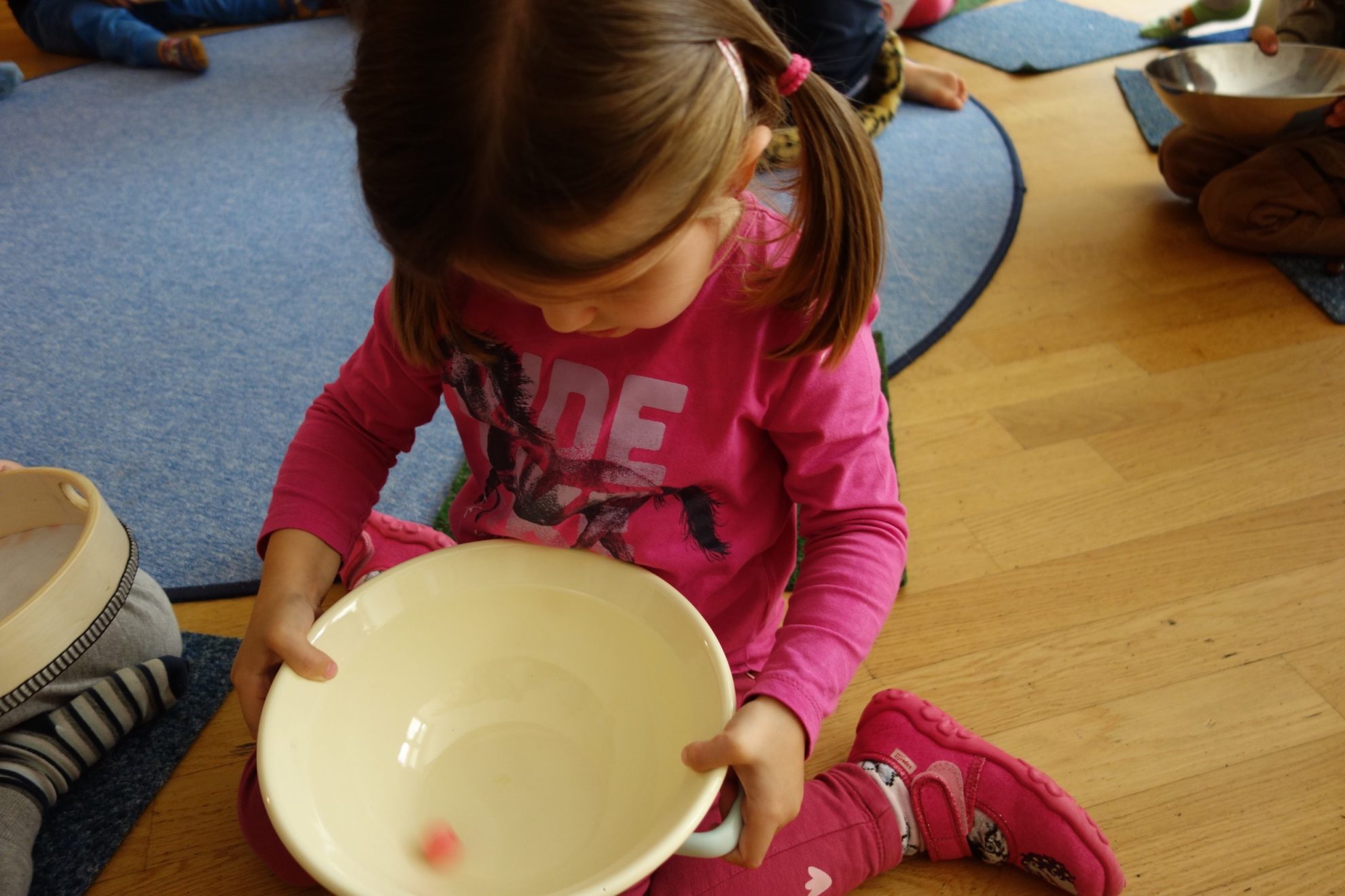 Es ist rund und alles rollt – Zellberger Zwergenhaus